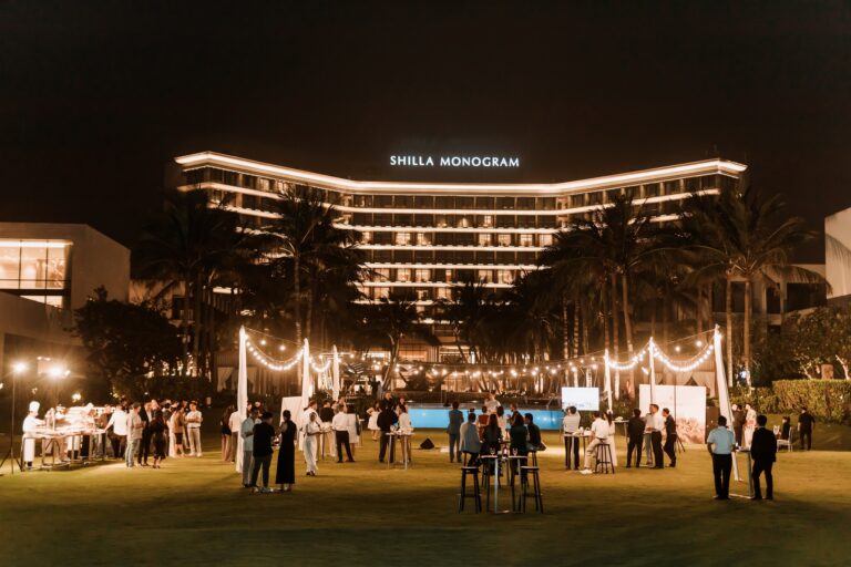 SHILLA MONOGRAM DANANG - Dream Wedding